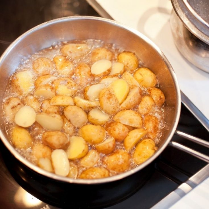 Crispy Patatas Bravas [Spanish Fried Potatoes] - Visit Southern Spain