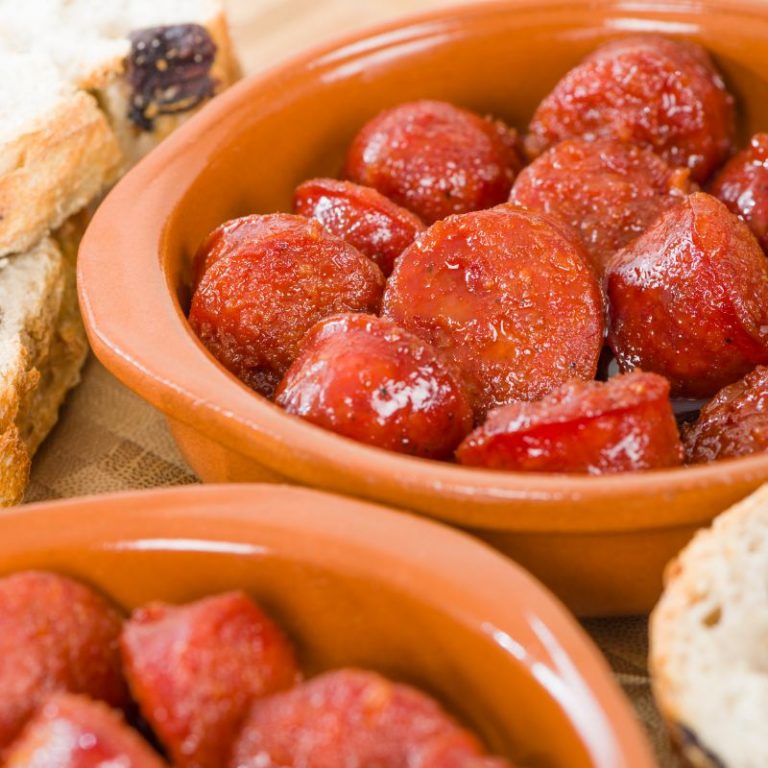 Sizzling Spanish Chorizo Recipe [Chorizo a la Sidra] - Visit Southern Spain