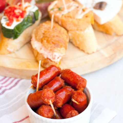 Sizzling Spanish Chorizo Recipe [Chorizo a la Sidra] - Visit Southern Spain