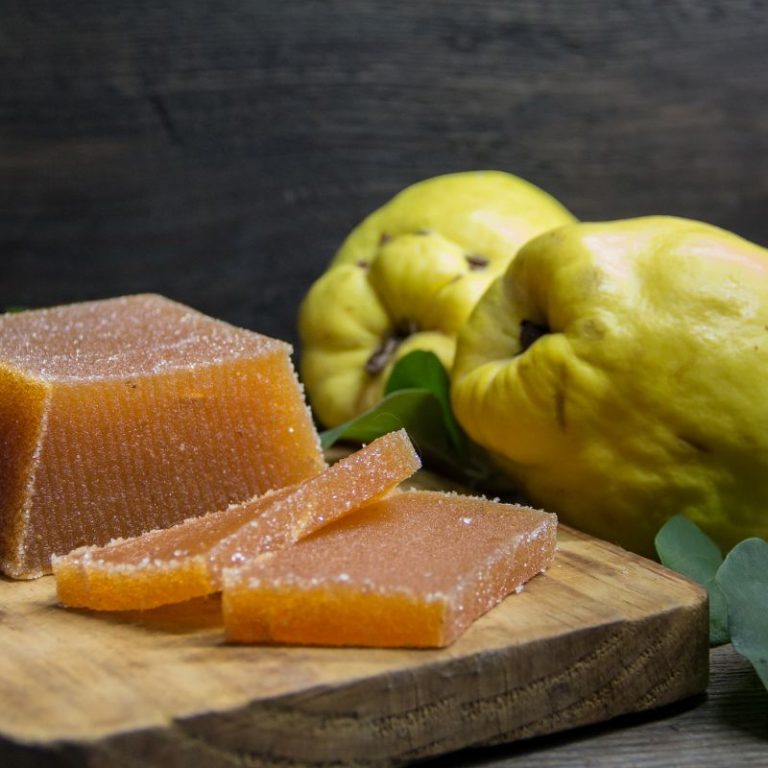 Dulce de Membrillo Recipe [Sweet Spanish Quince Paste] - Visit Southern ...